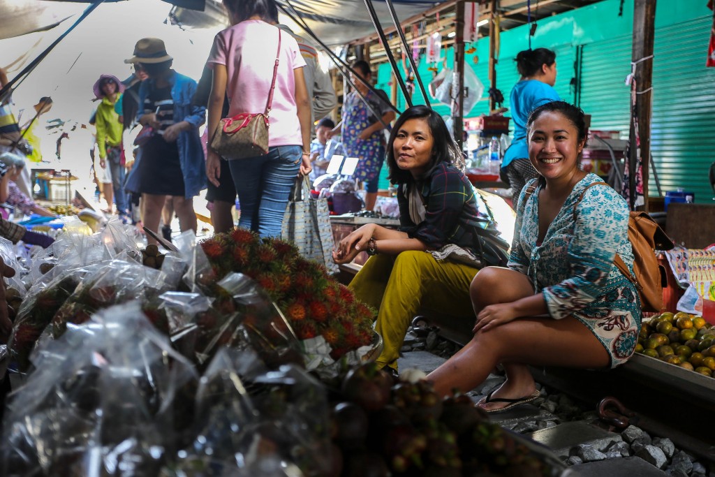 7 reasons why you should have a local guide in Thailand